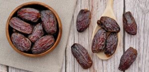 Datteri: proprietà e benefici di questi frutti - Santagostino Magazine